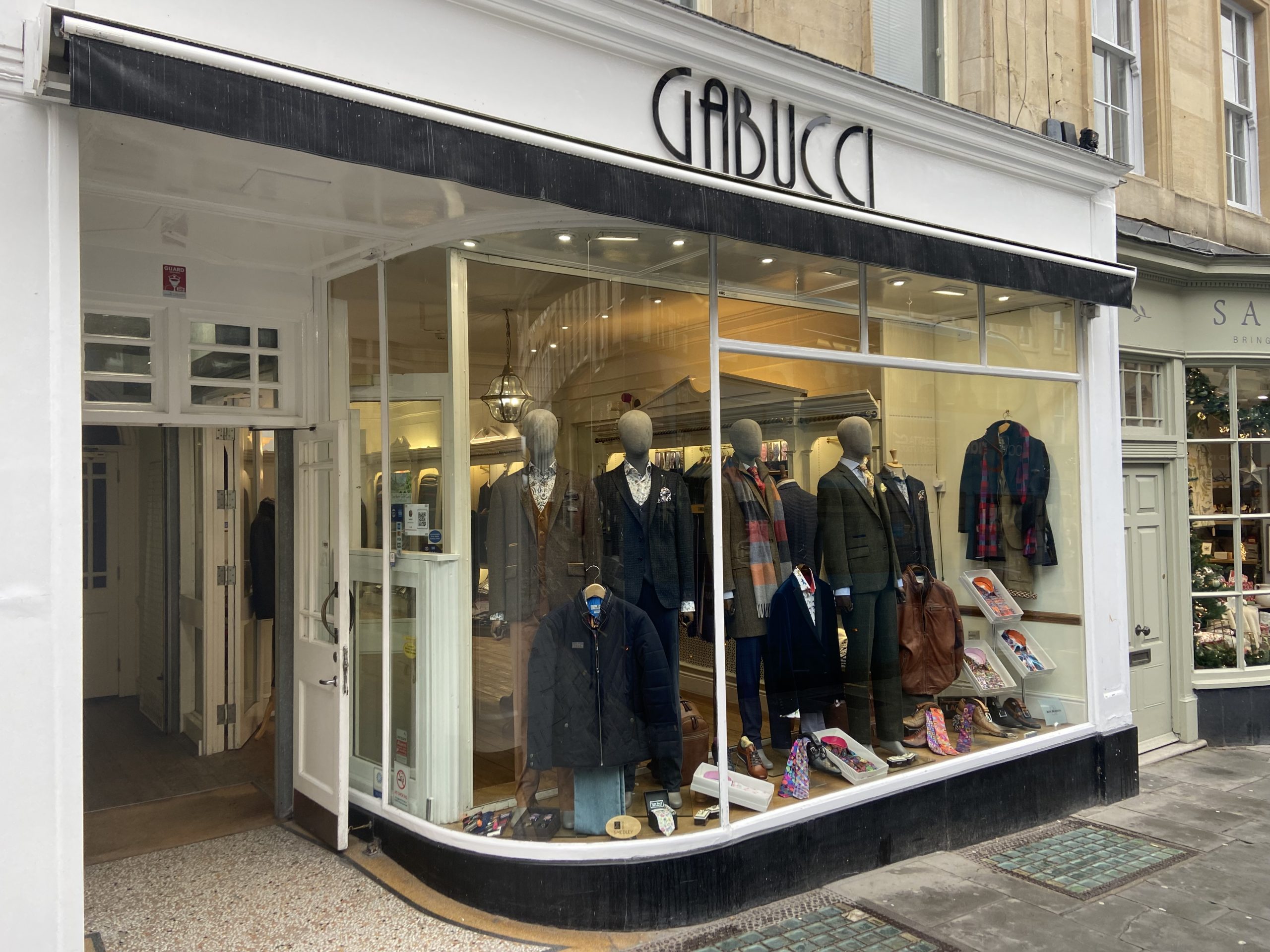 Gabucci, Bath - Keith Ames